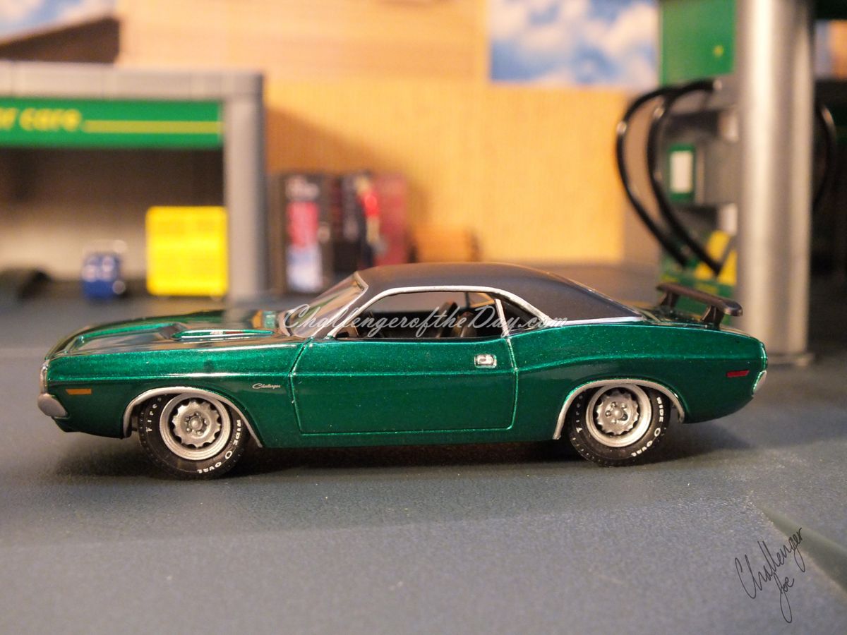1971 RT 426 Hemi Greenlight Hot Pursuit Series Green Machine - Challenger of the Day
